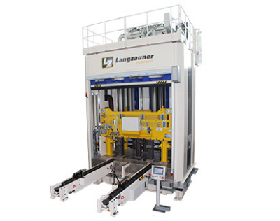PCM – Prepreg Compression Molding | LANGZAUNER Austria