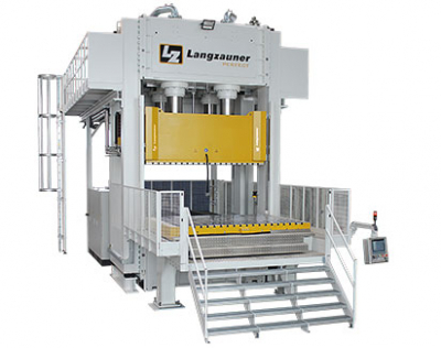 PCM – Prepreg Compression Molding | LANGZAUNER Austria