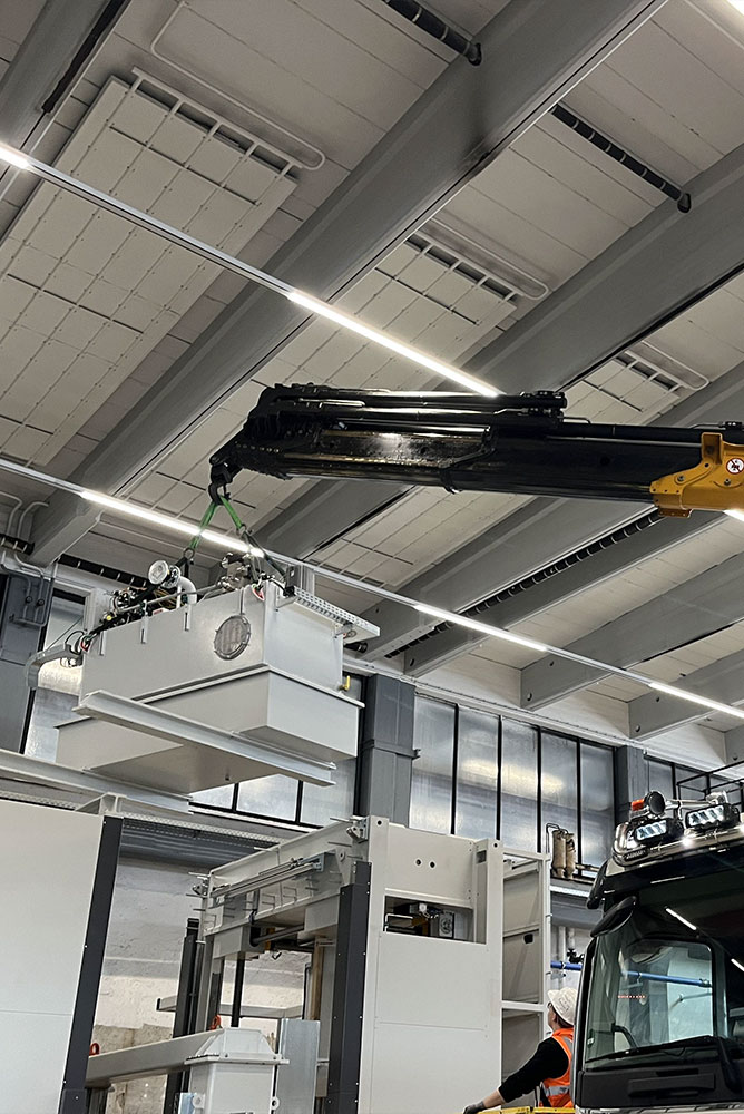 Multi-daylight press for SGL Carbon in Meitingen - Langzauner